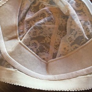 Elila | Intimates & Sleepwear | 33 Elila Non Wire | Poshmark